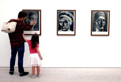 Enjoying art | Caring Magazine